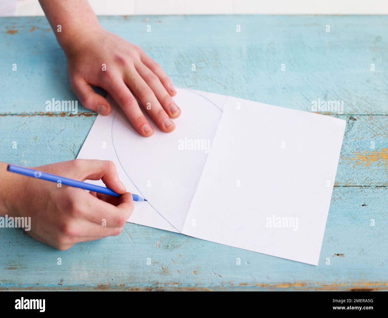 Envelope paper on wooden hi-res stock photography and images - Alamy