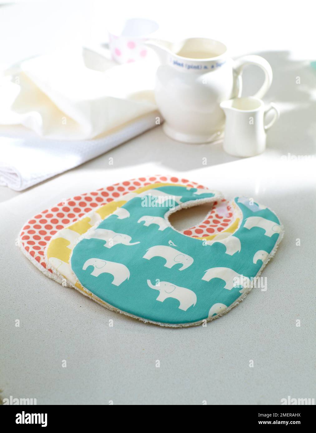 Bibs hi-res stock photography and images - Alamy