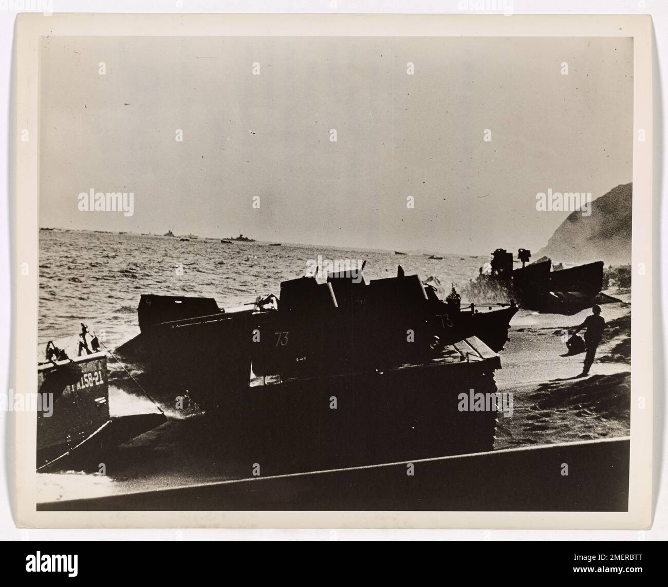 D day at iwo jima hi-res stock photography and images - Alamy