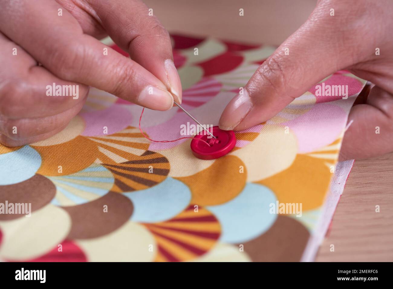 Making device hi-res stock photography and images - Alamy