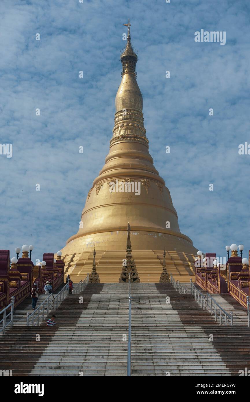 Myanmar religious entrance hi-res stock photography and images - Alamy
