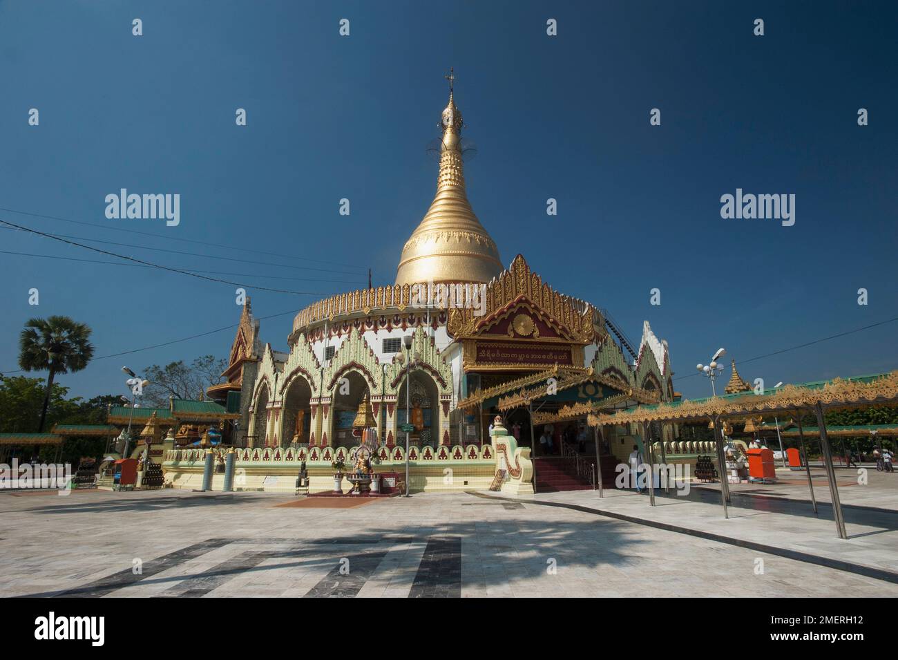 Myanmar, Yangon, Kaba Aye Pagoda Stock Photo - Alamy