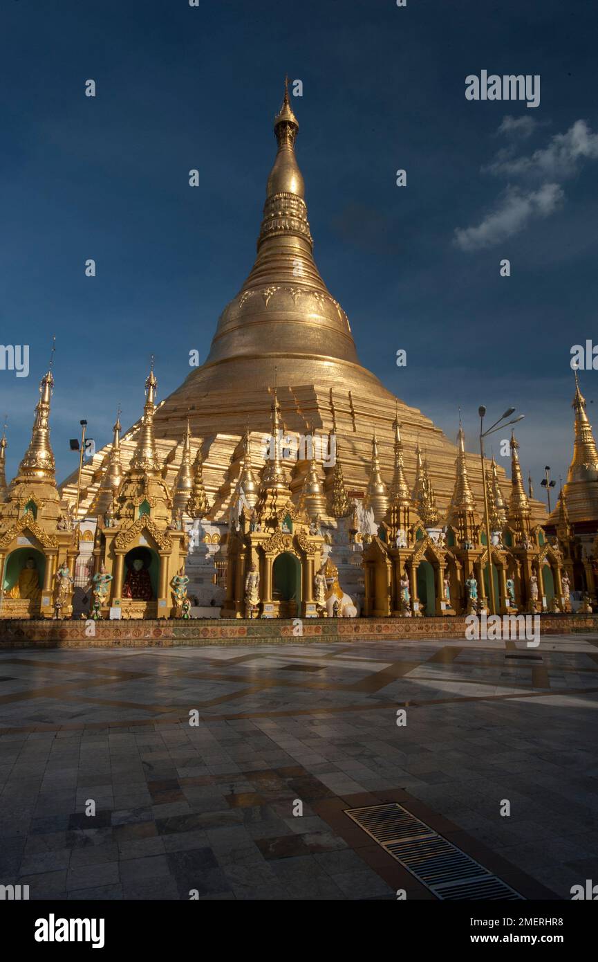Myanmar, Yangon, Shwedagon Paya, central stupa and terrace Stock Photo ...