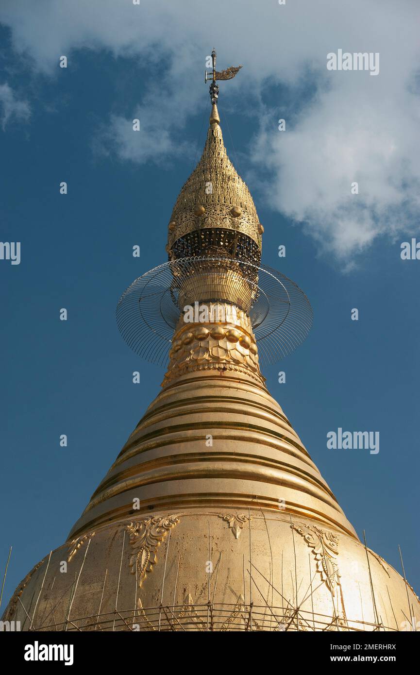 Myanmar, Yangon, Maha Wizaya Paya, spire Stock Photo - Alamy