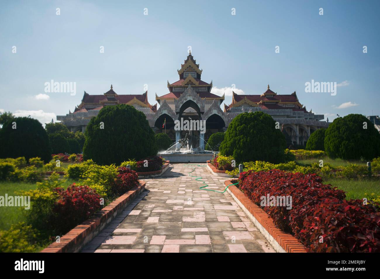 Myanmar museum hi-res stock photography and images - Alamy