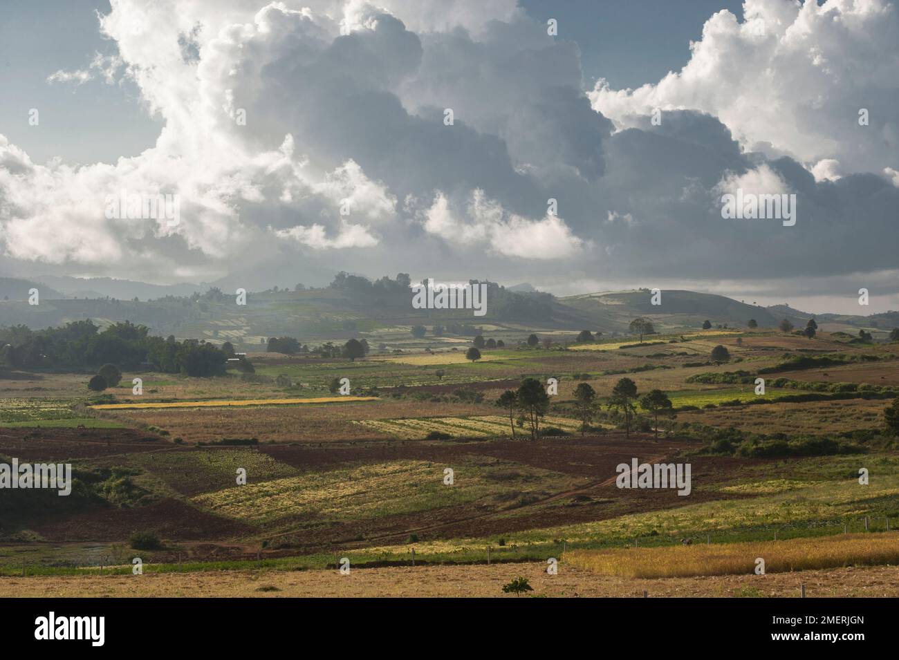 Myanmar countryside hi-res stock photography and images - Alamy