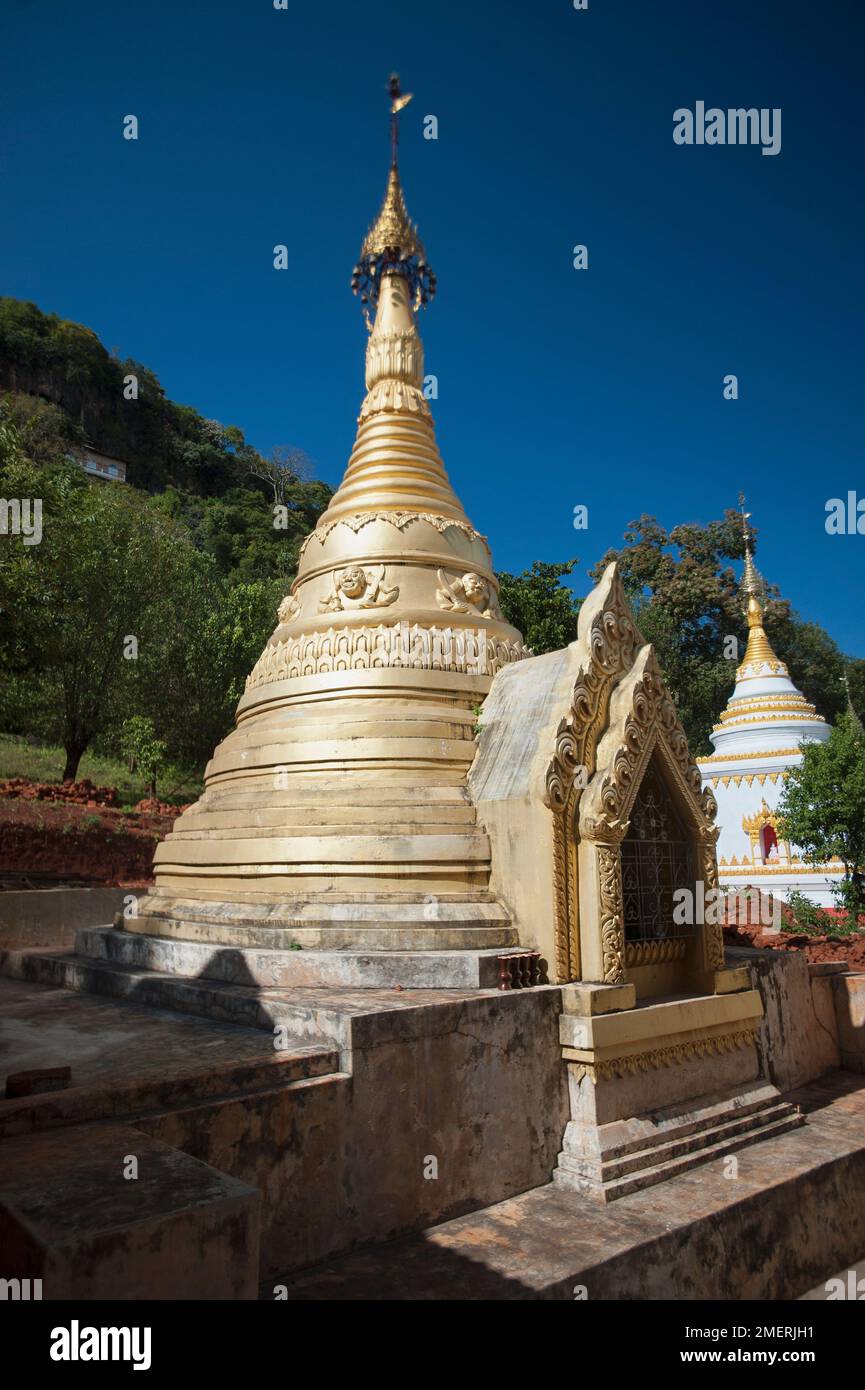 Stupa park hi-res stock photography and images - Alamy