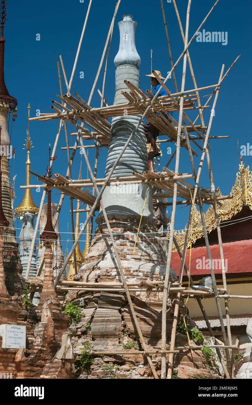 Myanmar, Eastern Myanmar, Inle Lake, Inthein, Shwe Inthein Paya stupa ...