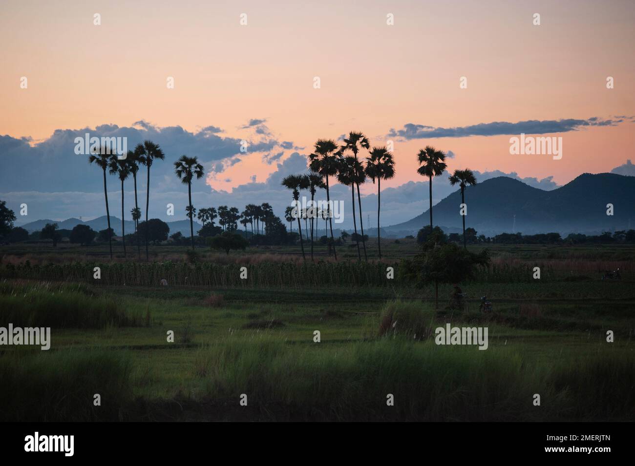Monywa river hi-res stock photography and images - Alamy