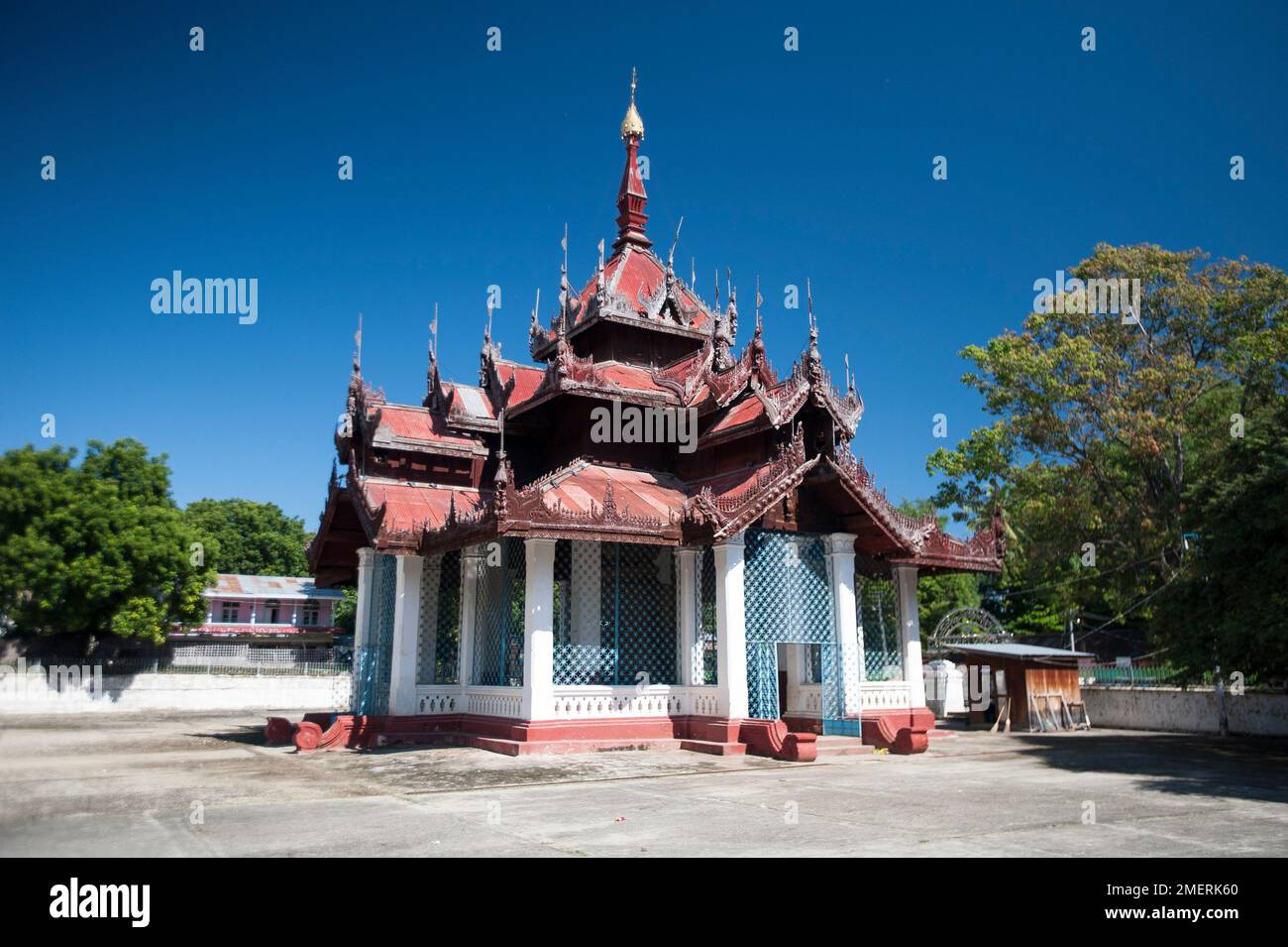 Myanmar, around Mandalay, Mingun, building housing Mingun Bell Stock ...