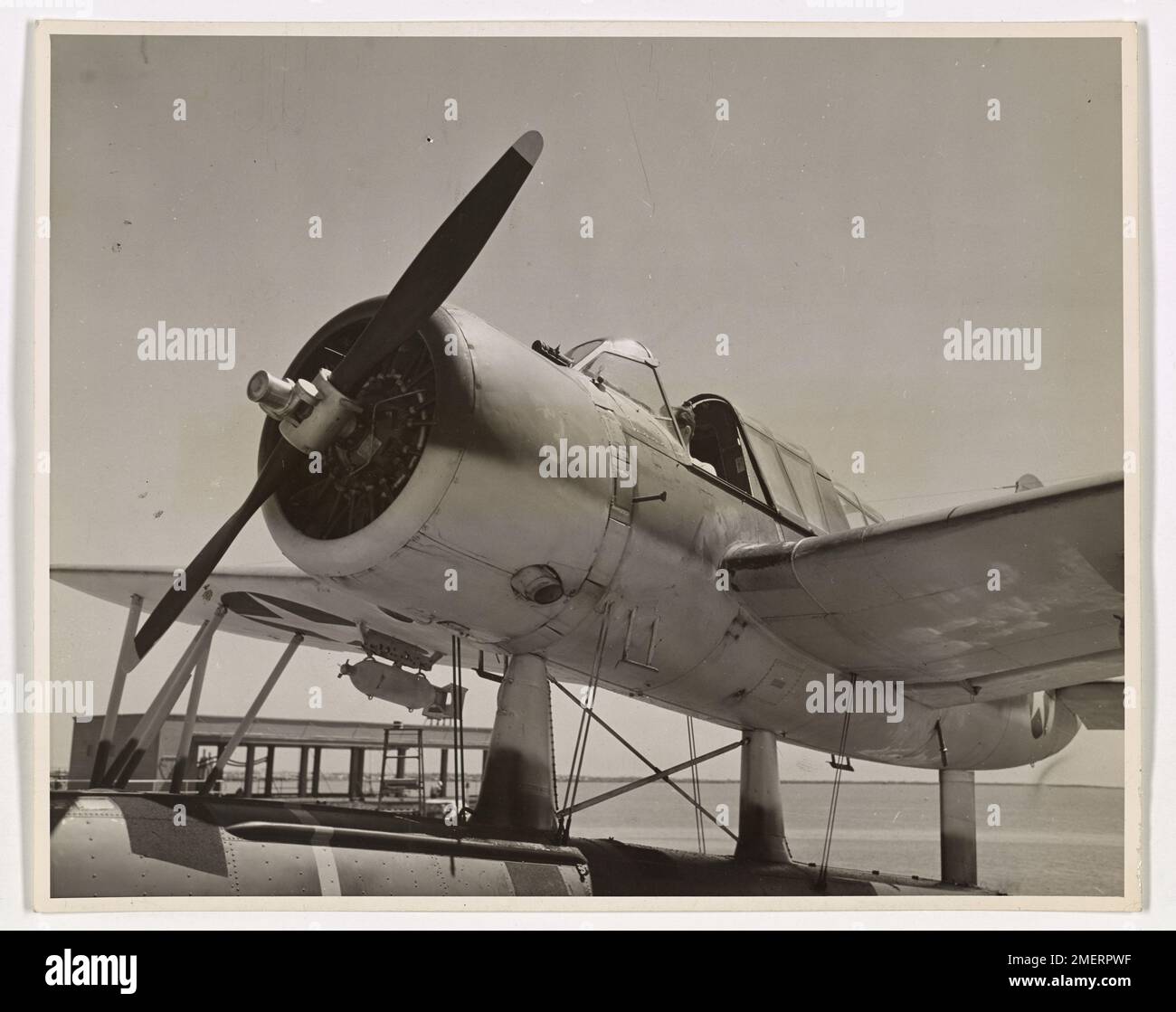 Observation plane hi-res stock photography and images - Alamy