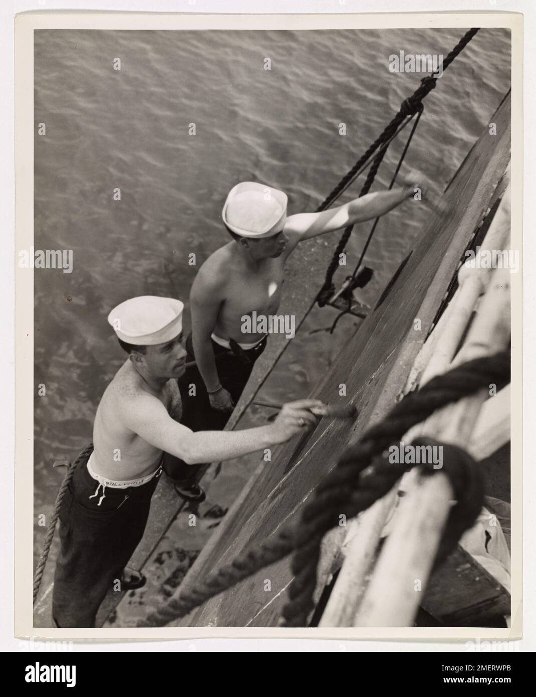 Photograph of sailors hi-res stock photography and images - Alamy