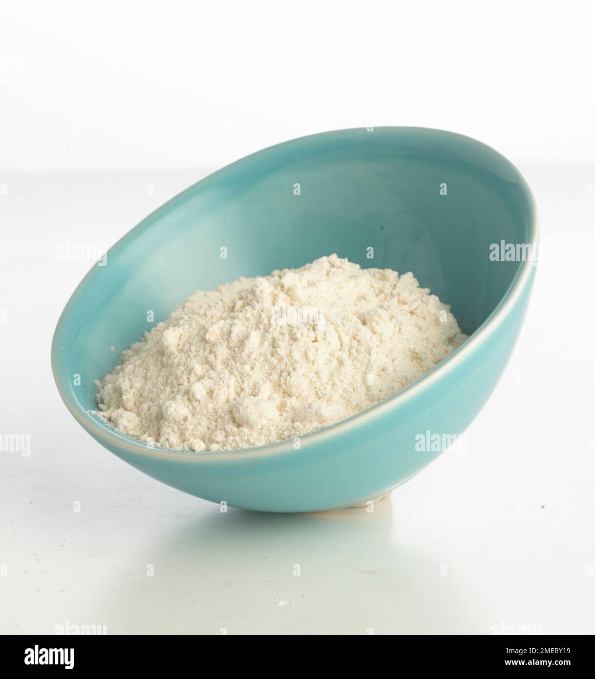 White flour cutout hi-res stock photography and images - Alamy