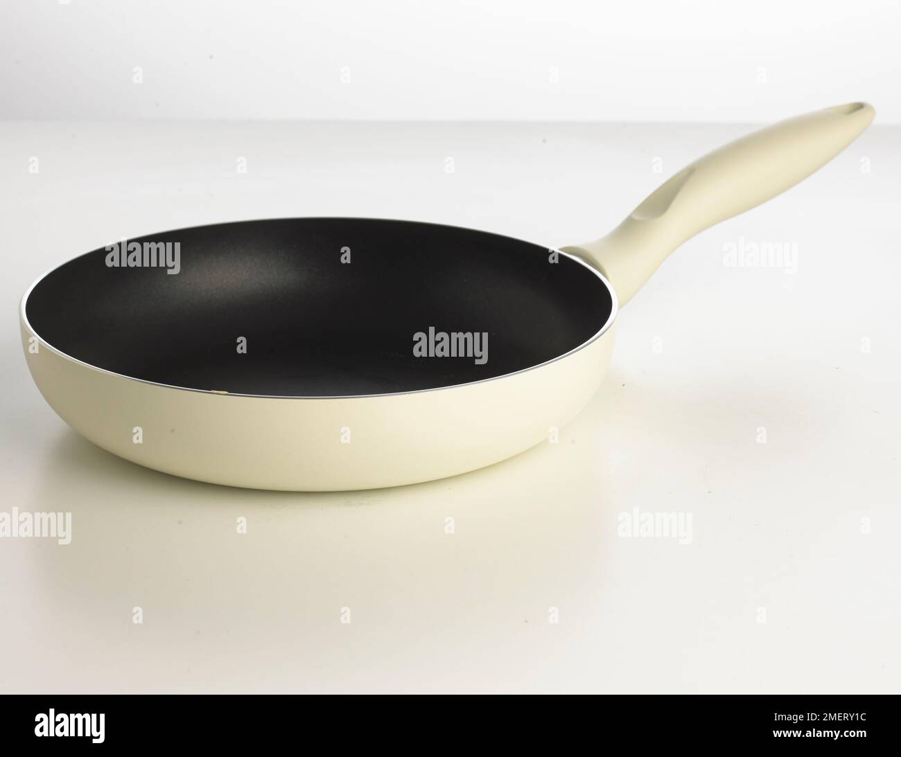 Horizontal pan hi-res stock photography and images - Alamy