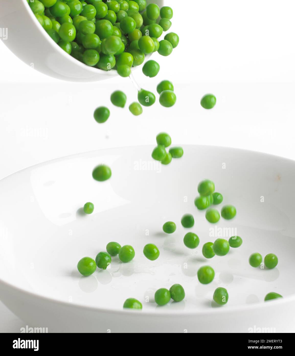 Large peas hi-res stock photography and images - Alamy