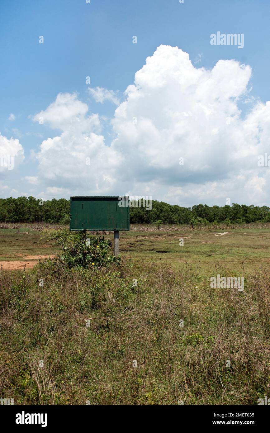 Kalametiya bird sanctuary hi-res stock photography and images - Alamy