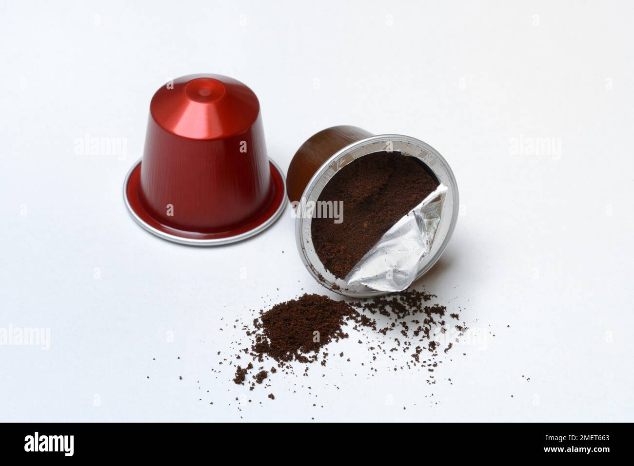 Opened coffee capsule and coffee powder, coffee Stock Photo - Alamy