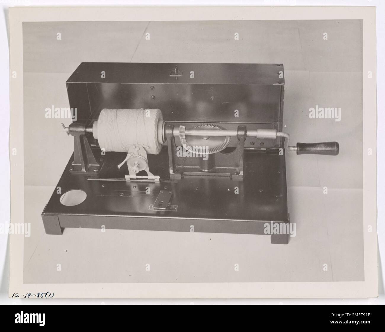 Line throwing gun hi-res stock photography and images - Alamy