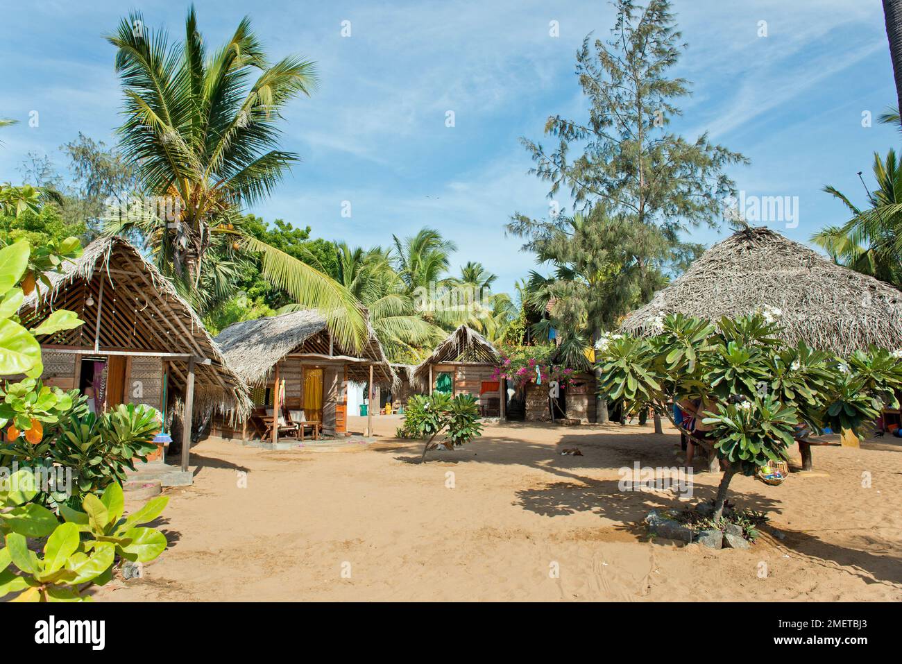 Arugam Bay: Samantha's Folly, North Eastern Province, Pothuvil, Sri ...