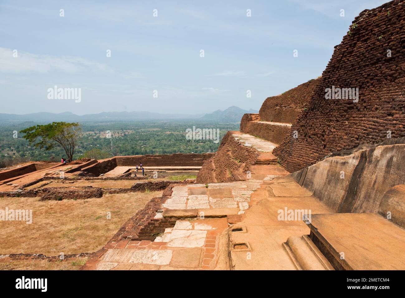 Kimbissa, Sigiriya, Southern Province, Sri Lanka, The summit, Throne ...