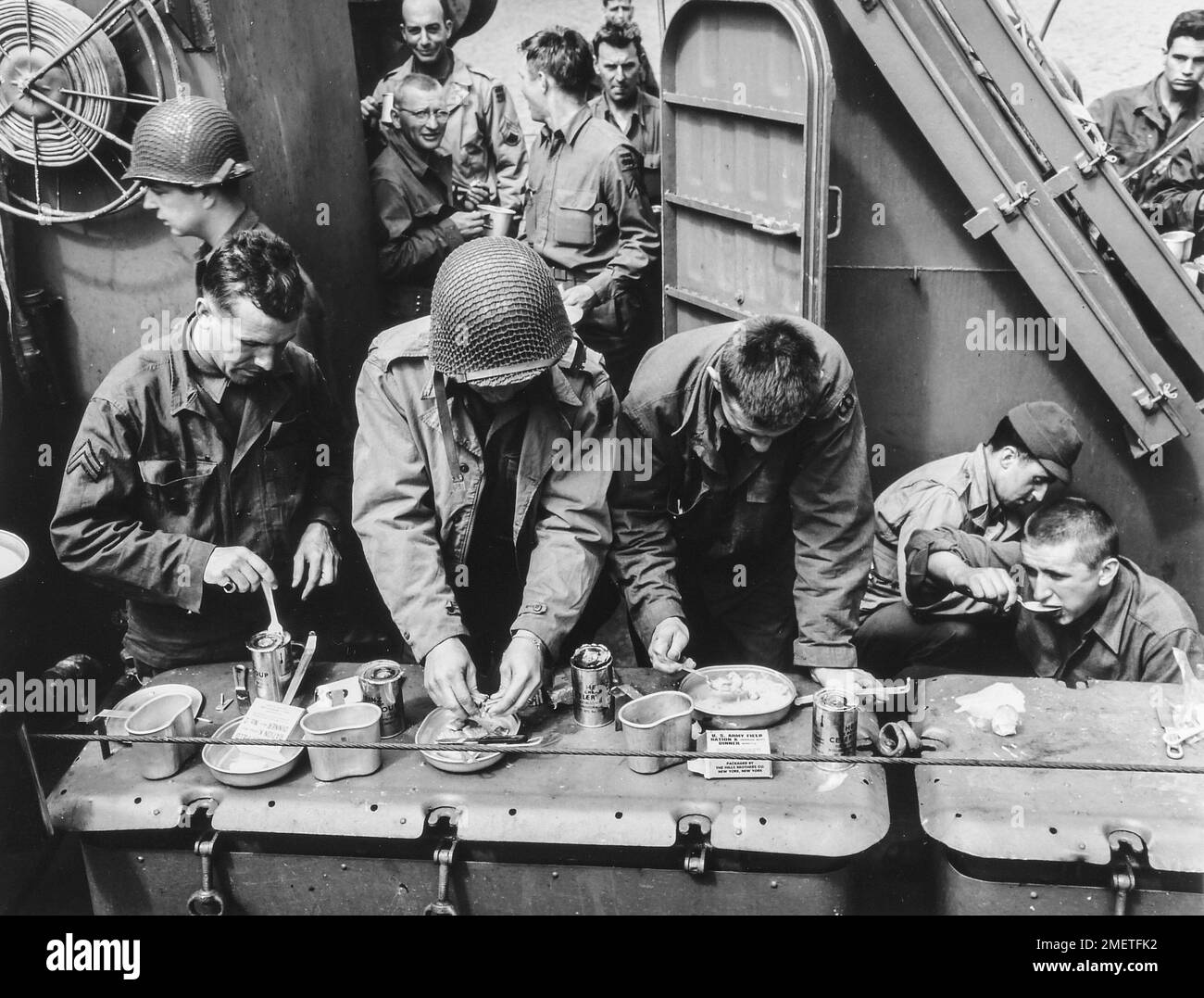 American soldiers aboard a Coast Guard Landing Craft Infantry ('Elsie ...