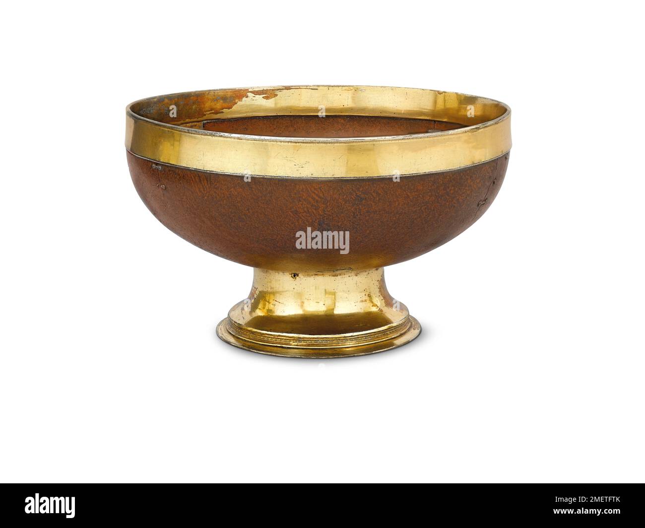 14th-century Mazer on stand. Maplewood Stock Photo - Alamy