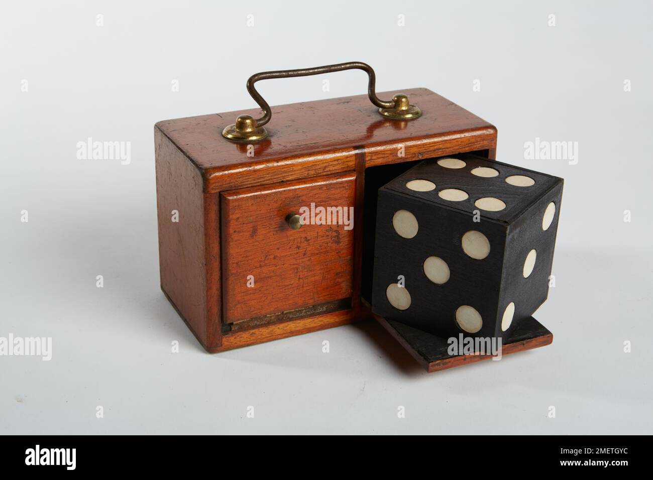 Magicians box hi-res stock photography and images - Alamy