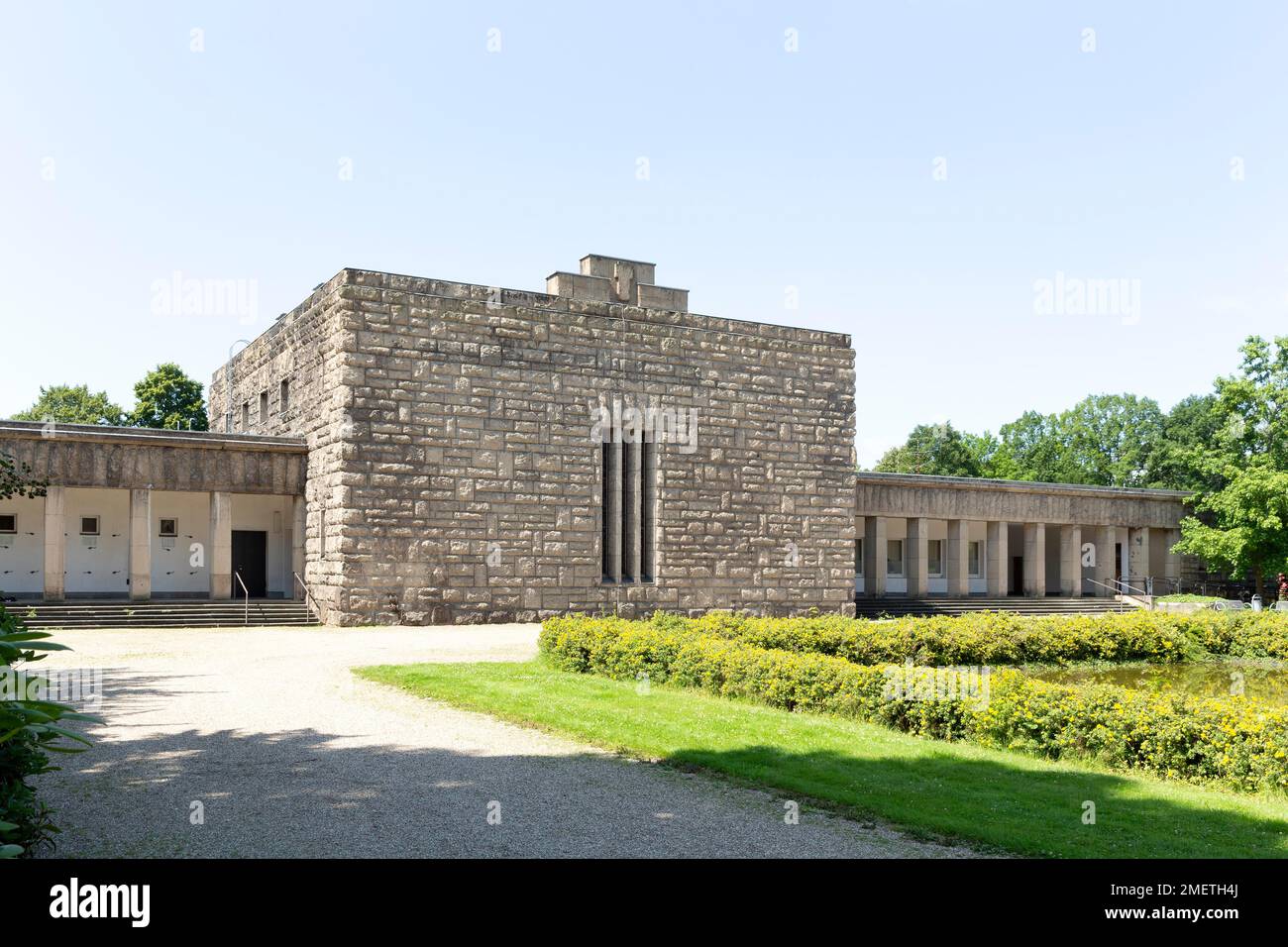 Old mourning hall from 1925, Parkfriedhof, architect Ernst Bode, Essen ...