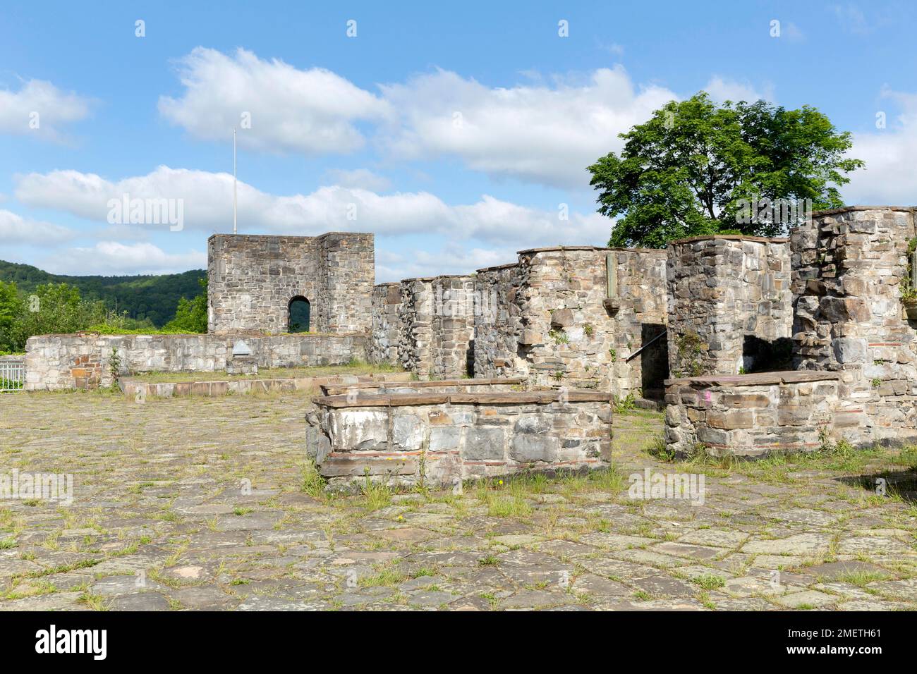 Castle ruins, former medieval castle of the Arnsberg counts, later ...