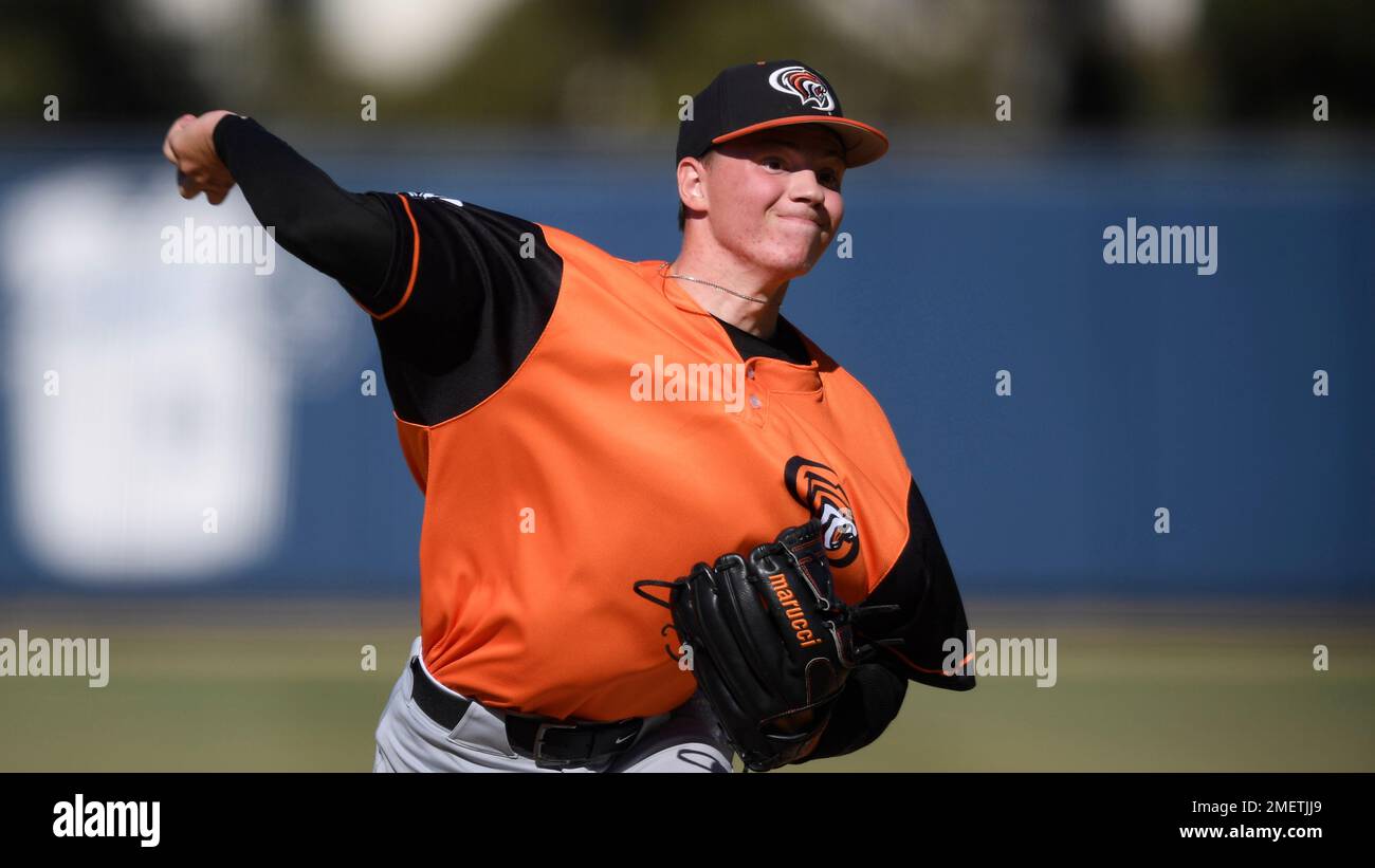 Pacific's Hunter Hayes pitches during an NCAA baseball game against San ...