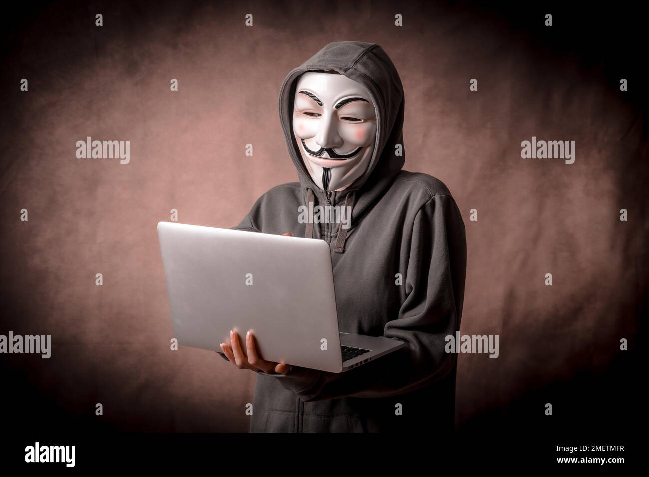 Anonymous mask computer hi-res stock photography and images - Alamy
