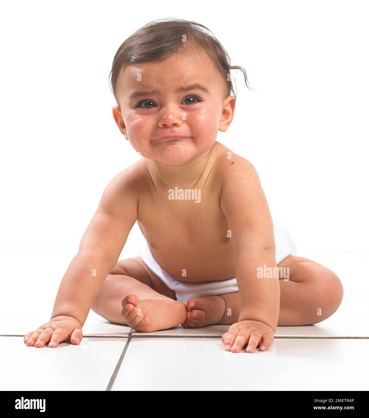 Sitting baby crying hi-res stock photography and images - Alamy