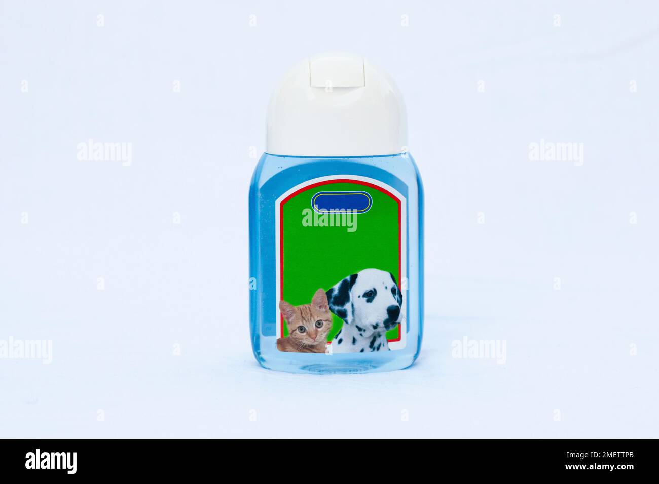 Dog shampoo white background hi-res stock photography and images - Alamy