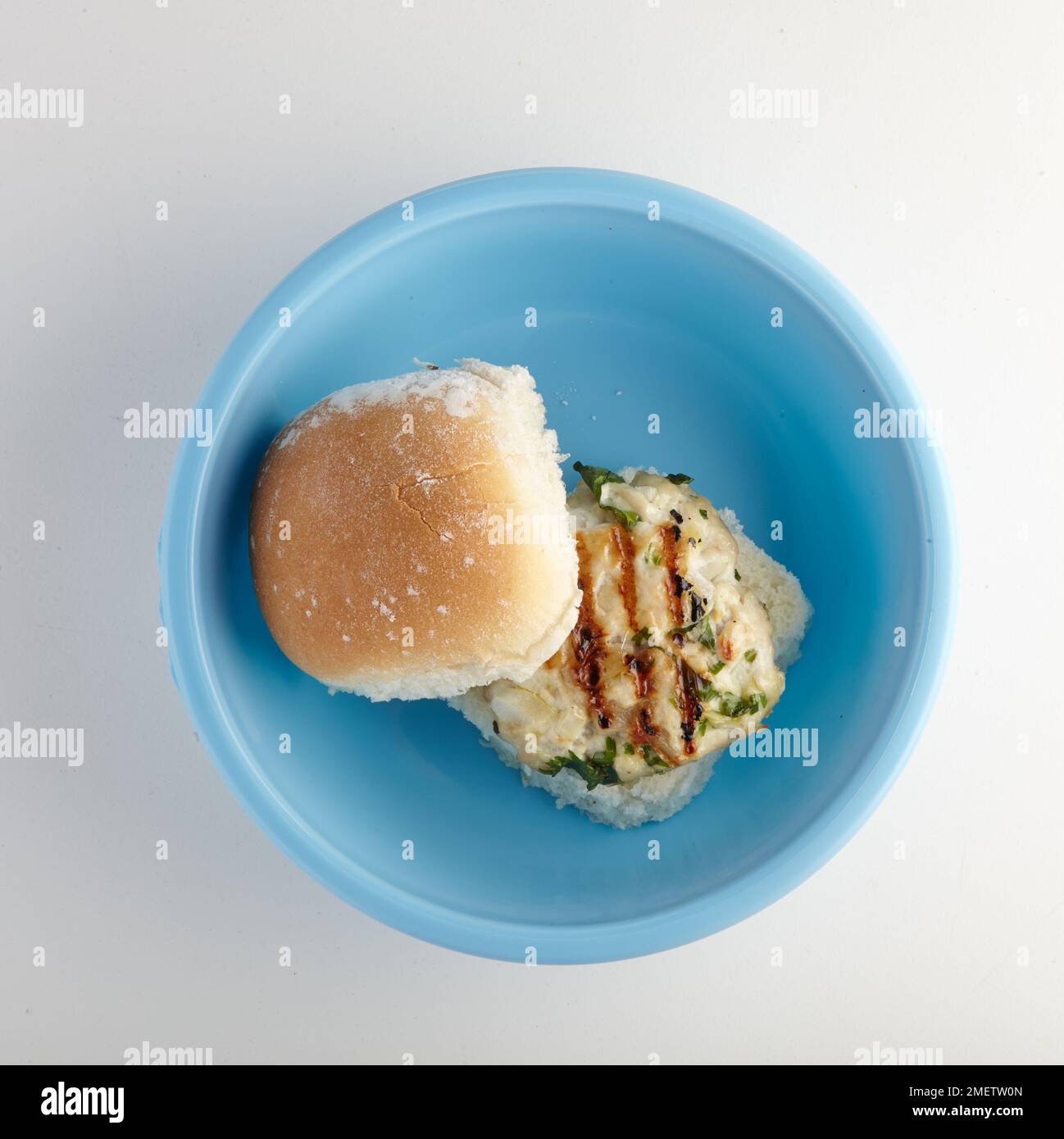 Plain chicken burger hi-res stock photography and images - Alamy
