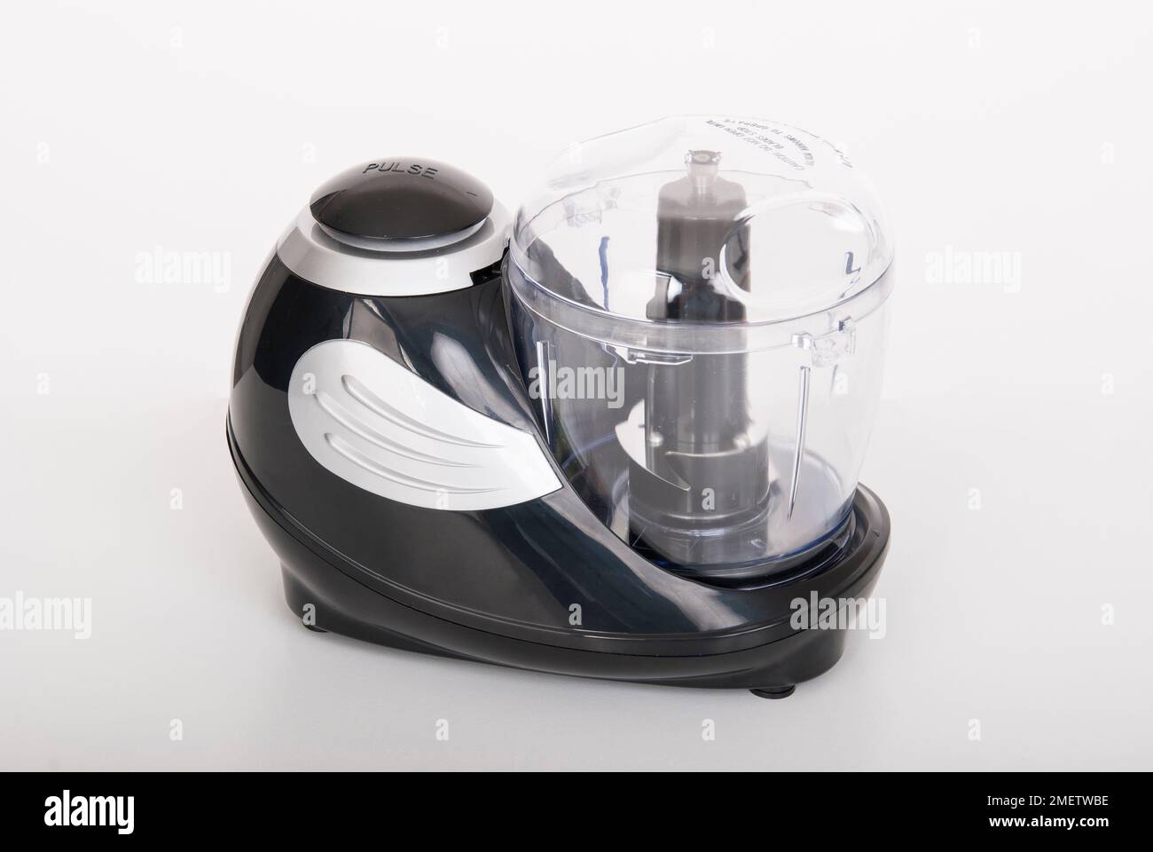 Electric food processor hi-res stock photography and images - Alamy Electric food processor hi-res stock photography and images - Alamy
