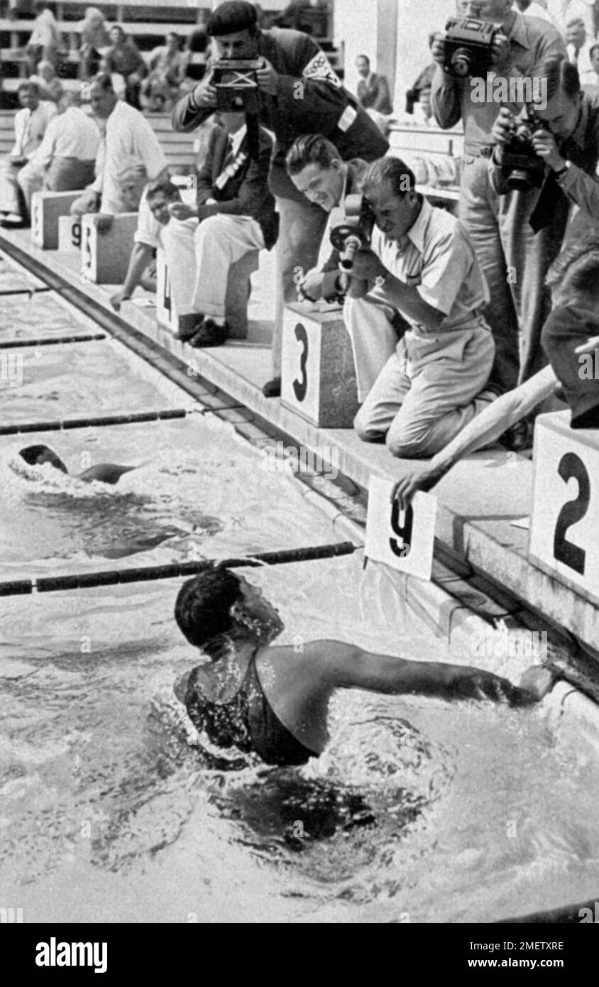 1500m freestyle in swimming hi-res stock photography and images - Alamy