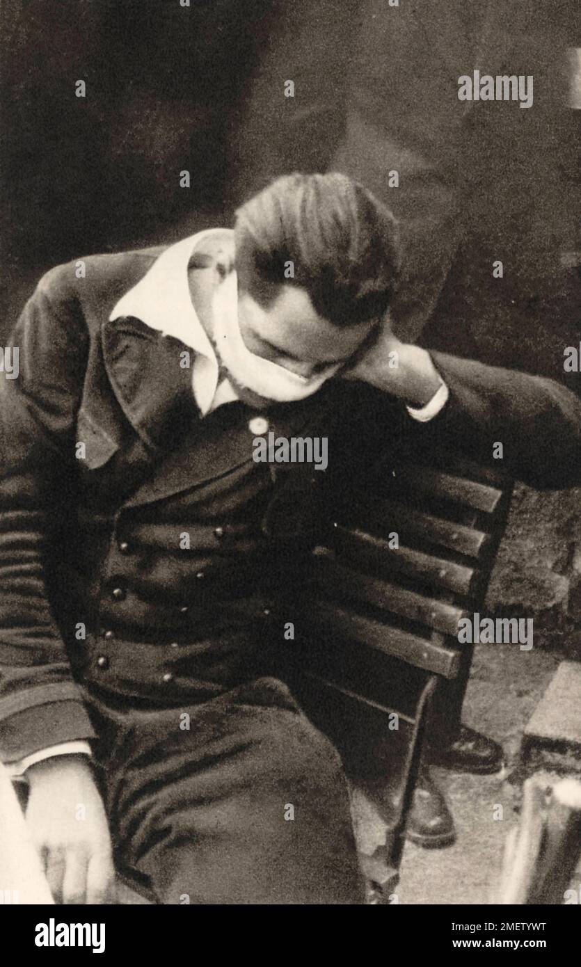 Adolf Hitler (* 20 April 1889 in Braunau am Inn) (â€ 30 April 1945 ...