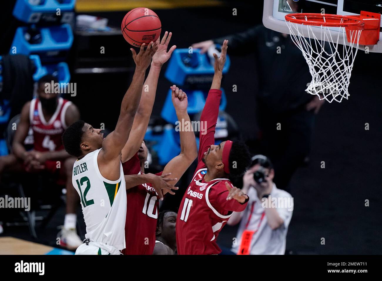 Baylor guard Jared Butler (12) shoots on Arkansas forward Jaylin ...
