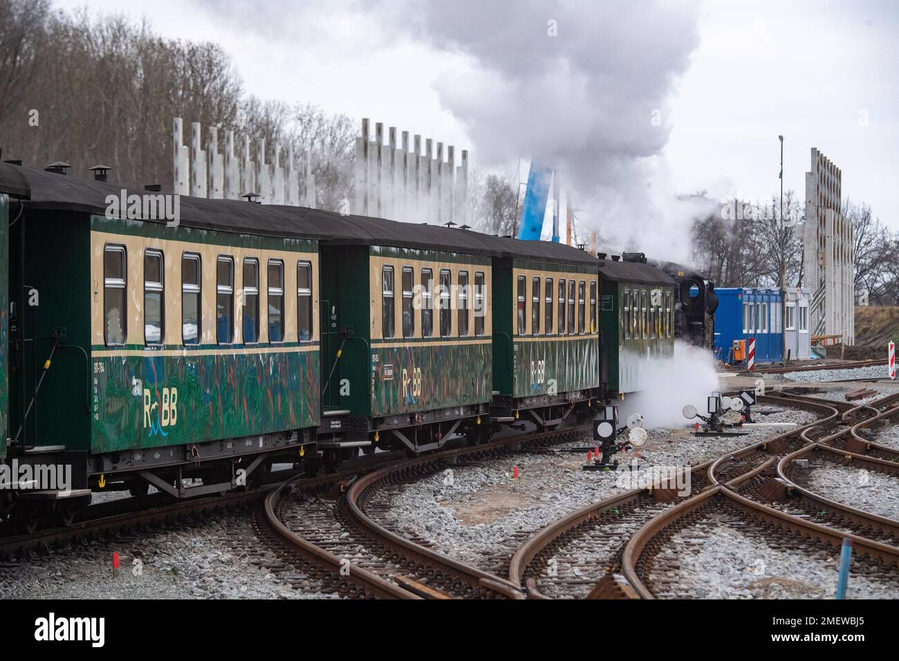 24 January 2023, Mecklenburg-Western Pomerania, Putbus: The steam ...