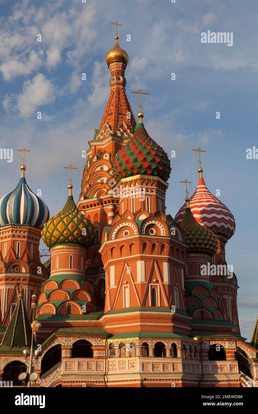 Colourful domes of St. Basil's Cathedral on Red Square in Moscow, St ...