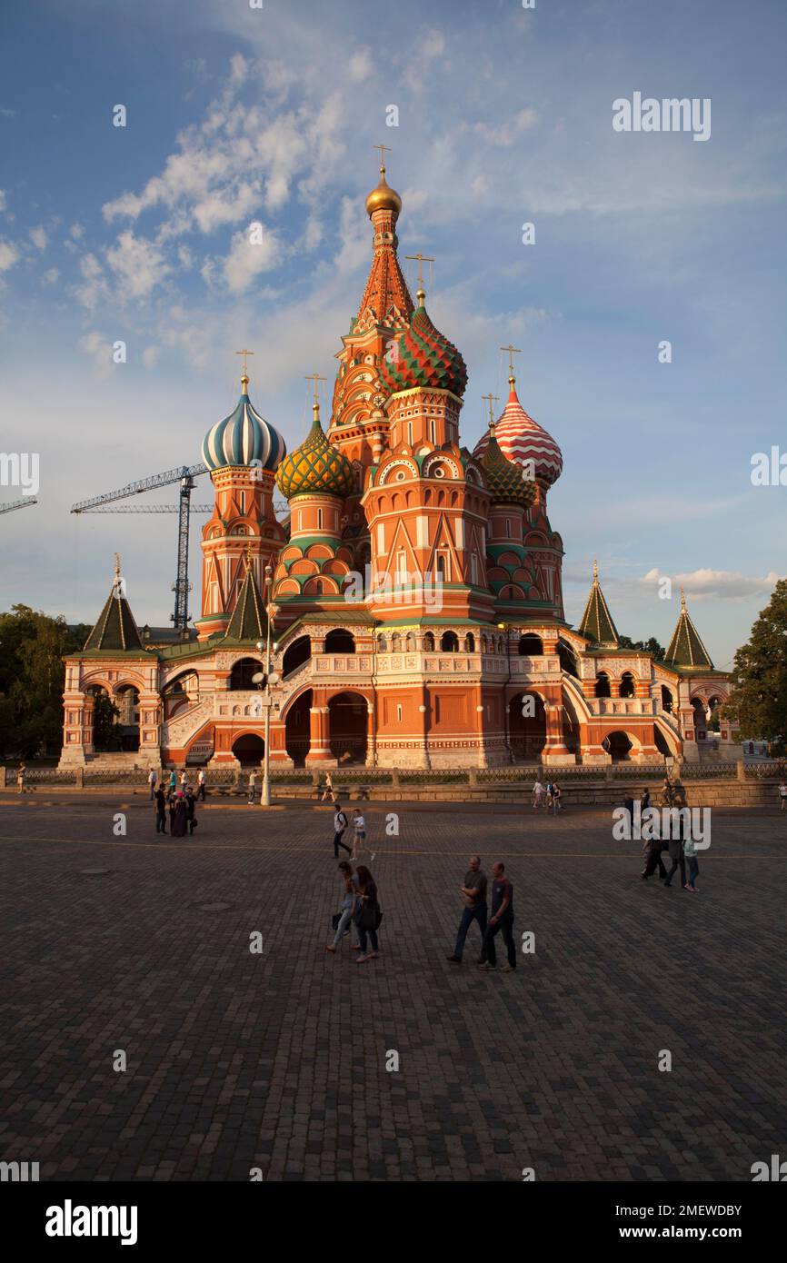 St. Basil's Cathedral on Red Square in Moscow, St. Basil's Russian ...