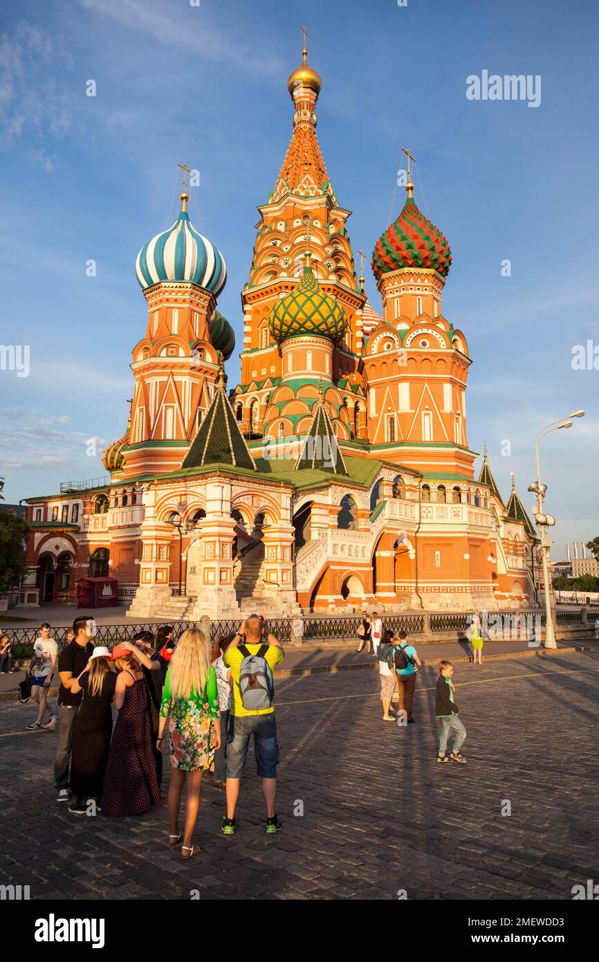 St. Basil's Cathedral on Red Square in Moscow, St. Basil's Russian ...