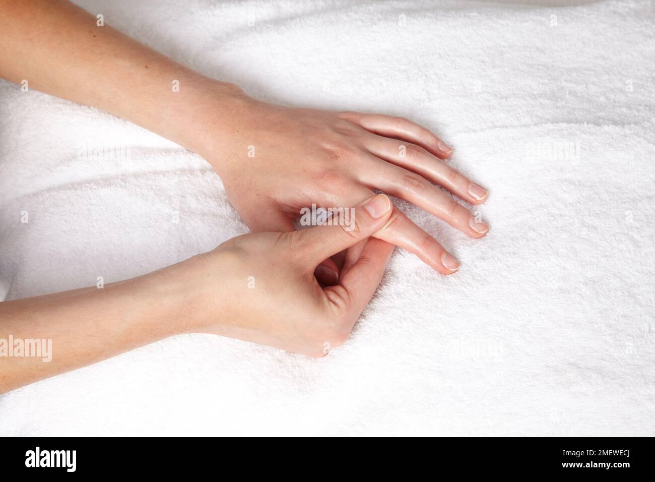 Finger Joint Pain Massage at Bobby Gibson blog