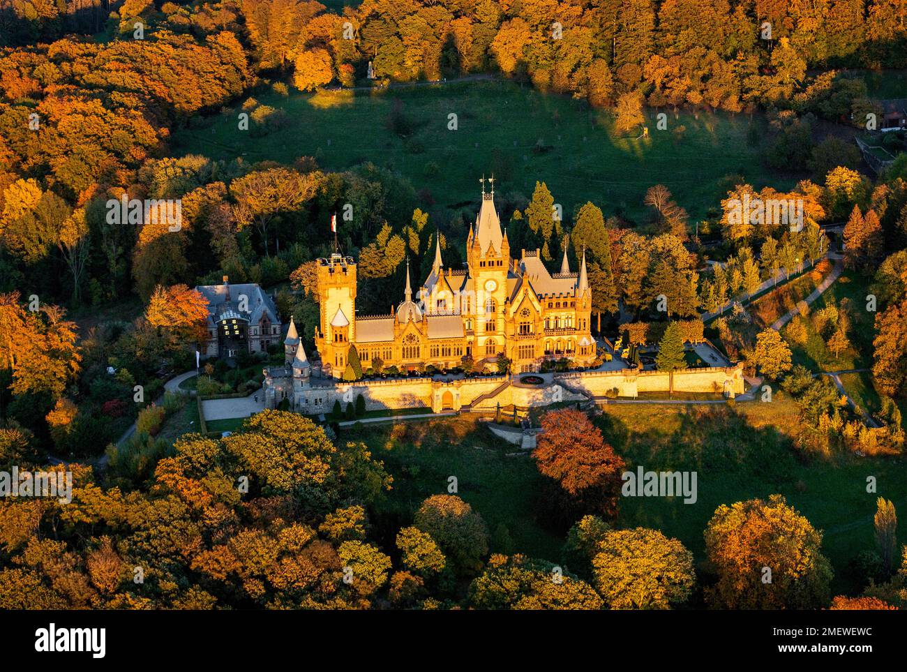 Sarter hi-res stock photography and images - Alamy