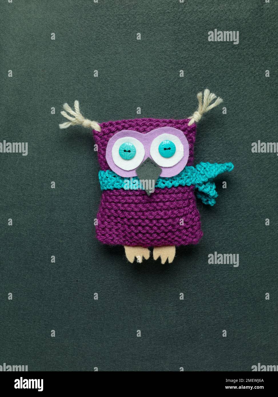 Maroon colour hi-res stock photography and images - Alamy