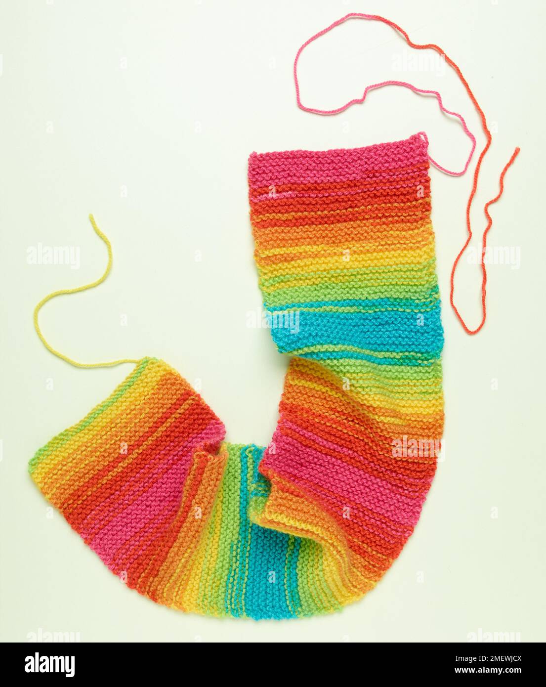 Self striping yarn hi-res stock photography and images - Alamy