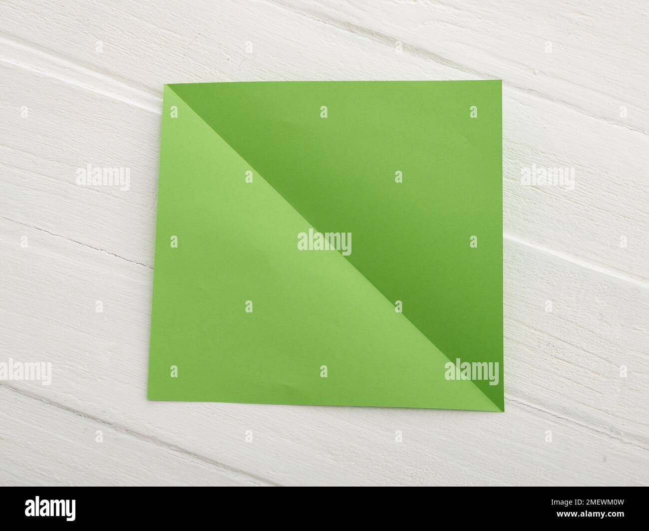 Paper Craft. DIY Origami Fairy Lights Step 1 Stock Photo - Alamy