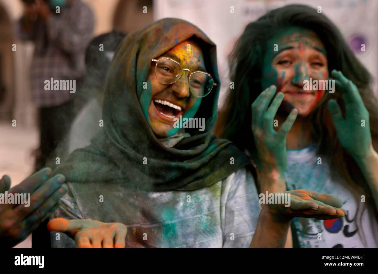 Pakistanis celebrate Holi, the Hindu festival of colors, at a temple in ...