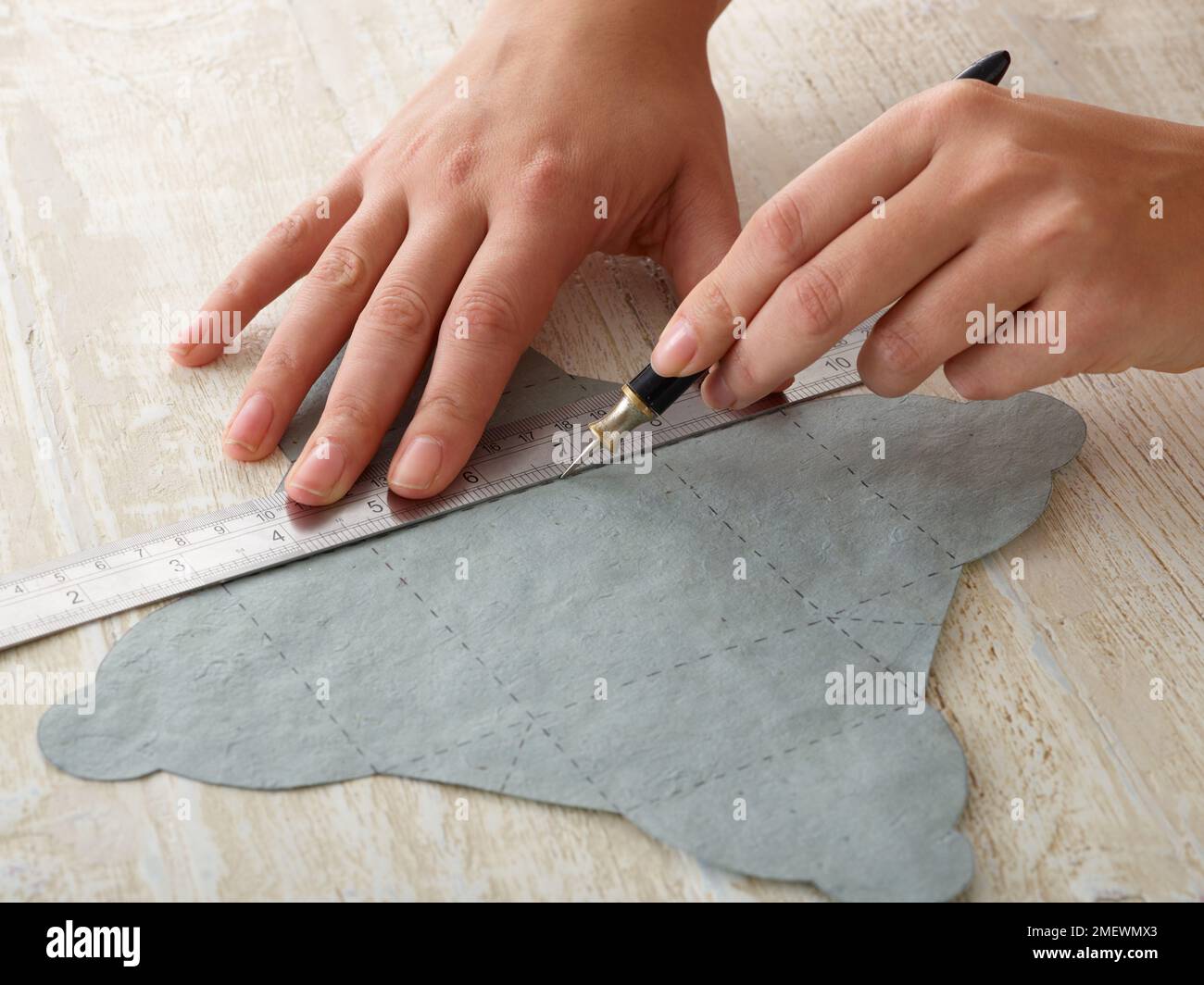 Papercraft Giftbox step 2 Stock Photo - Alamy