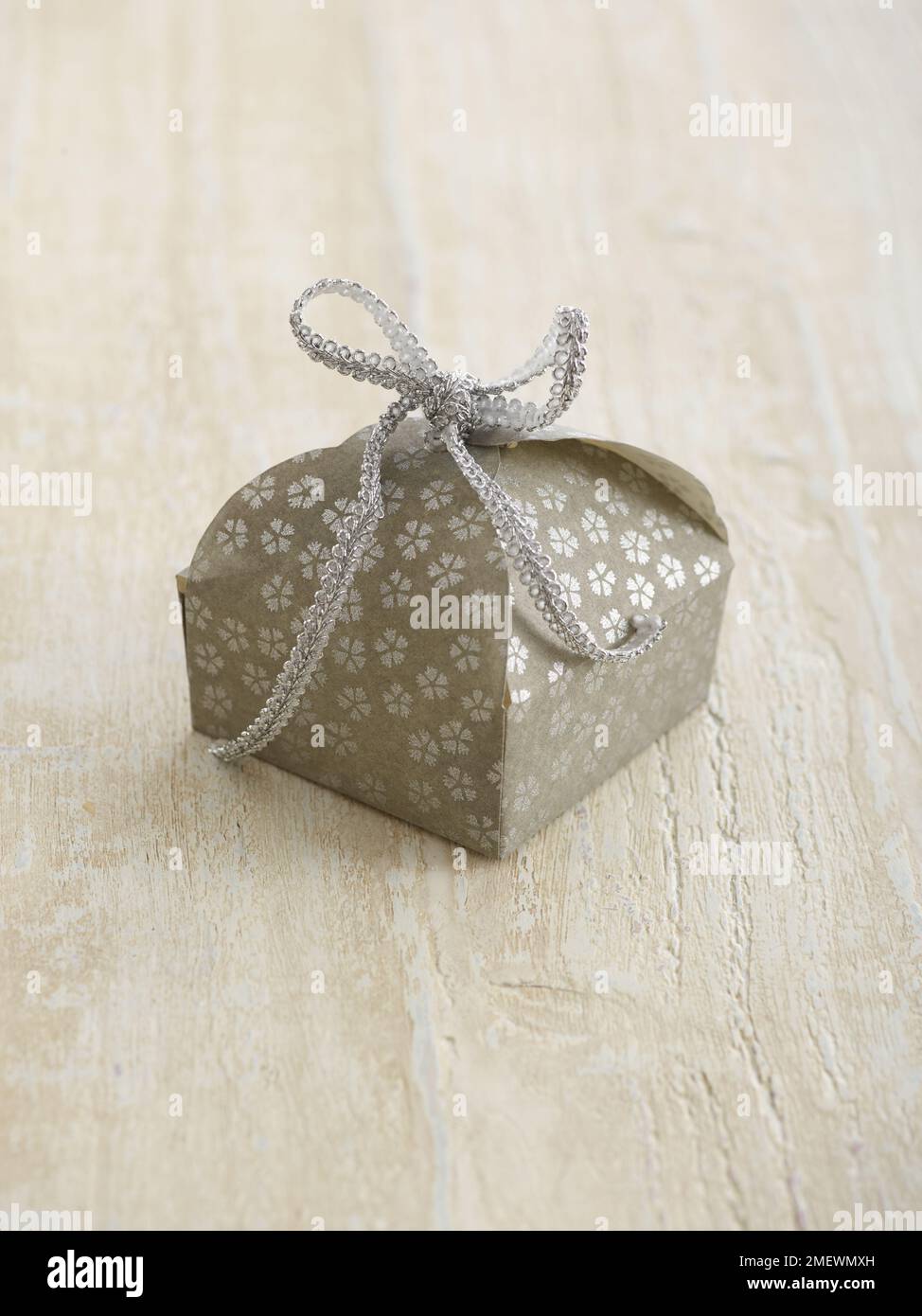 Single shots hi-res stock photography and images - Alamy